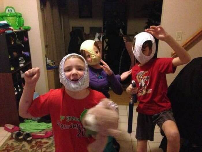 20 Times Kids Get Caught In Weird And Hilarious Situations - Story Url