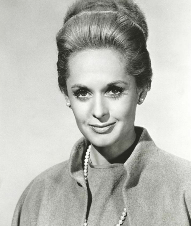 This iconic actress just celebrated her 93rd birthday and the lastest ...