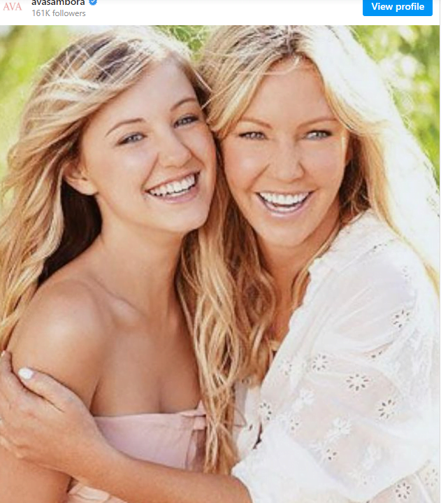 Heather Locklears’ daughter is all grown up and people say she’sher ...