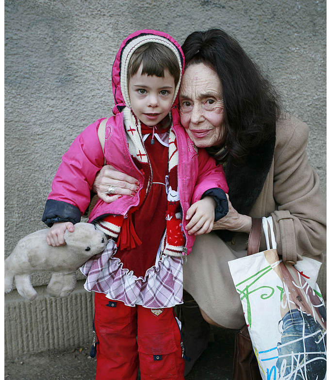 Woman becomes mom at 66: Inside her struggles with social rejection ...