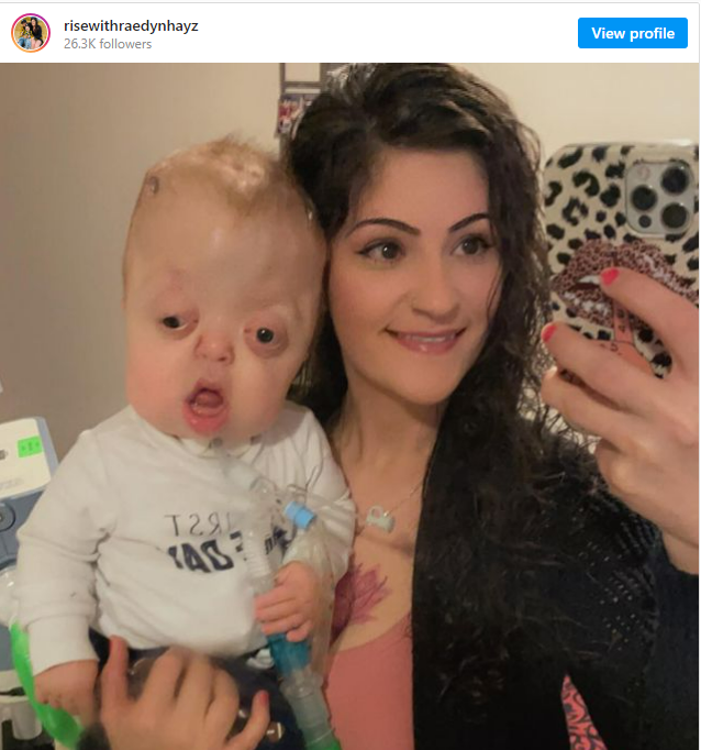 Every time she posts pictures of her baby online, people beg her to ...