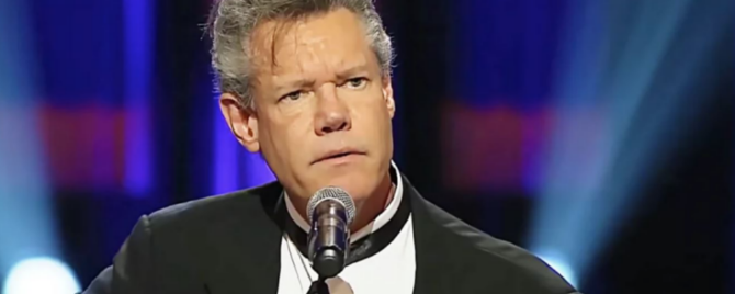 Randy Travis Stuns Country Hall of Fame Crowd By Singing 3 Years After ...